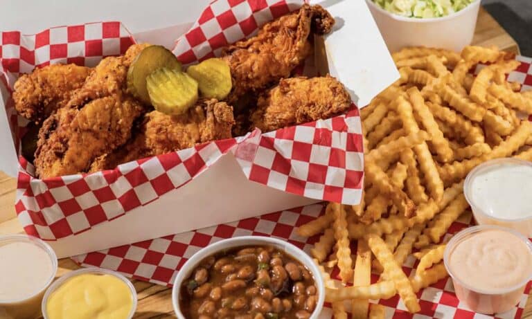Menu | Howlin' Willy's Hot Chicken