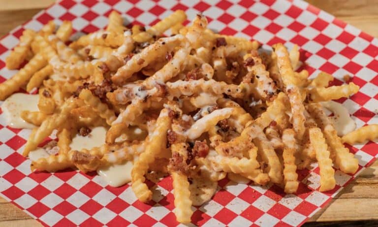 Menu | Howlin' Willy's Hot Chicken